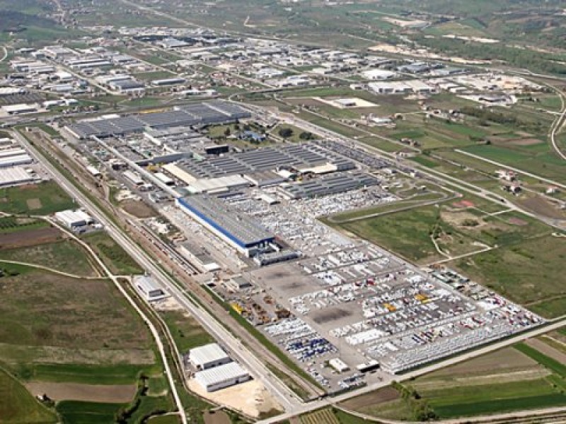 Nuovo contratto Fiat: alla Sevel i sindacati chiedono premio di ...