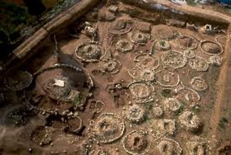 Fossa, per il mese di agosto la Necropoli aperta tutti i giorni ...