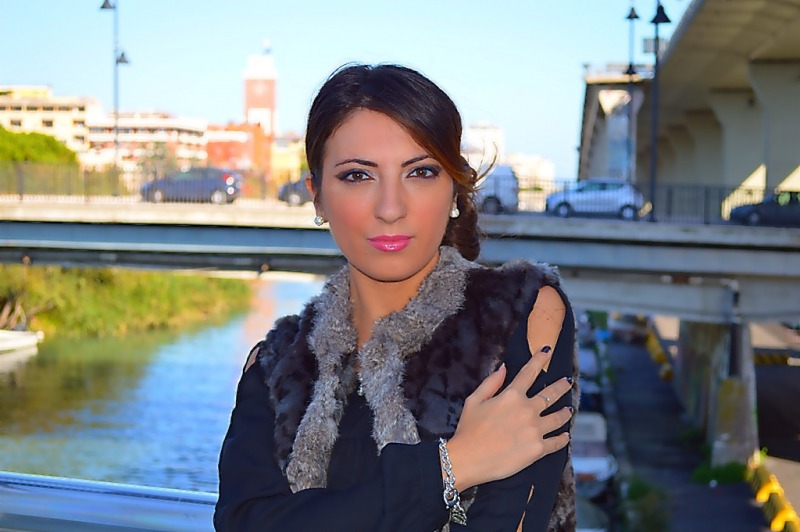 Anna Colucci: un esercito in pelliccia, tutte pazze per il "Fur Vest ...