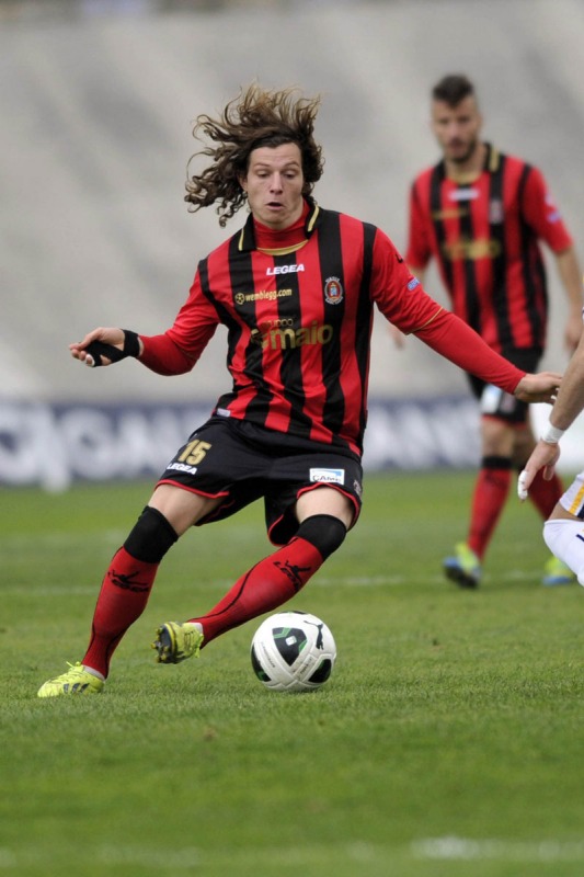 Pescara, l'ex lancianese Buchel prima opzione per la mediana - Cronaca ...