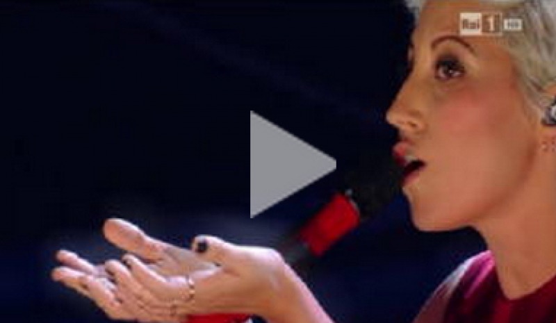 Sanremo 2015, MALIKA AYANE - "ADESSO E QUI" VIDEO - Il dopo terremoto - Abruzzo24ore