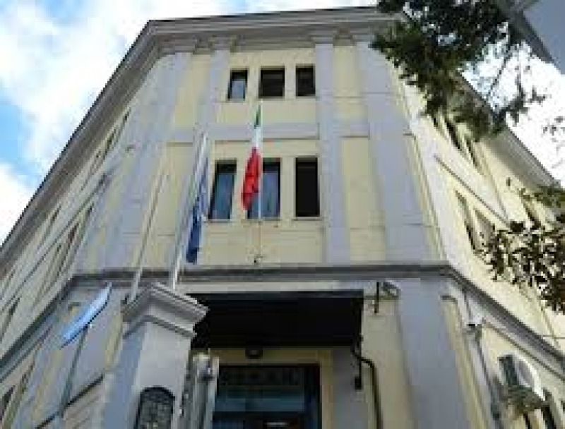 Crollo all'alberghiero, palazzina A chiusa per 10 giorni. Presto visita ...