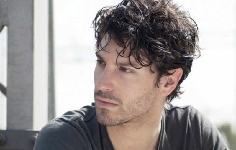 Stefano Moretti giovane attore aquilano, protagonista questa sera in ...