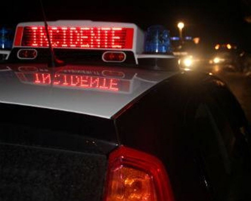 Incidente stradale sulla A14 nei pressi di Silvi causa un morto e ... Incidente stradale sulla A14 nei pressi di Silvi causa un morto e ...