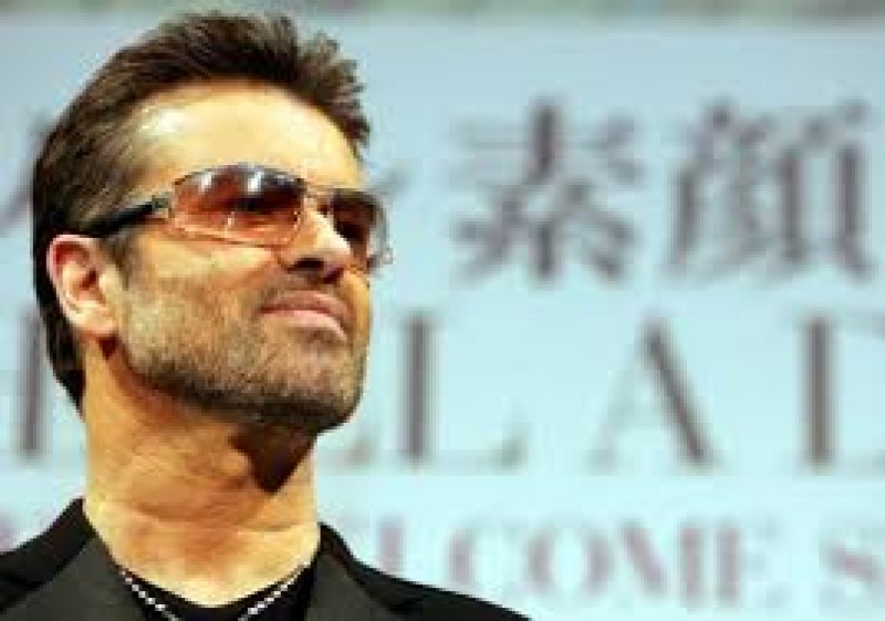 George Michael, celebrato il funerale in forma privata - Personaggi ...