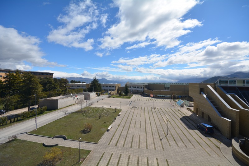 Università dell'Aquila, il prof. Antonio Orlandi riceve il Google ...