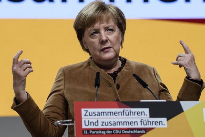 Amburgo, Angela Merkel, un'ovazione saluto il suo ultimo discorso da ...