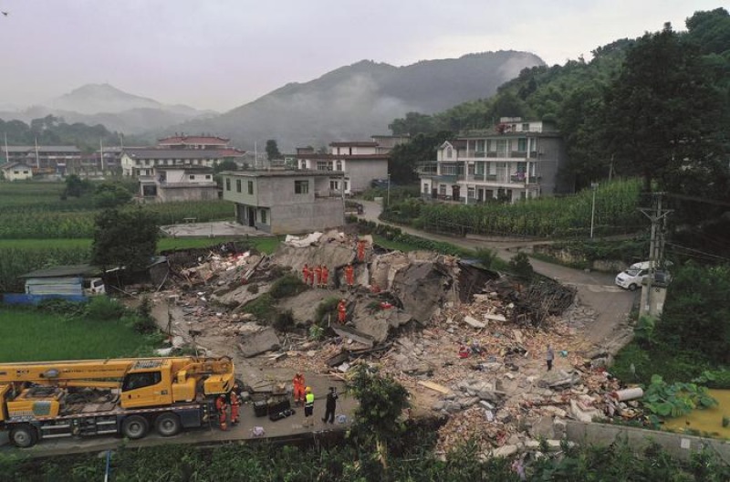 Cina, terremoto di magnitudo 6 nella provincia di Sichuan, bilancio ... Cina, terremoto di magnitudo 6 nella provincia di Sichuan, bilancio ...