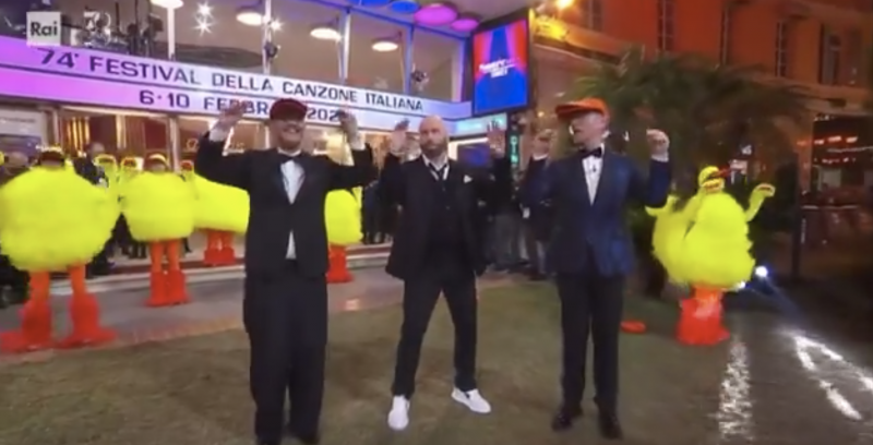 John Travolta non Firma la Liberatoria: Il Balletto del Qua Qua non ...