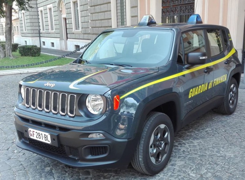 Fermato con oltre un chilo di hashish | arrestato un giovane di 21 anni Fermato con oltre un chilo di hashish | arrestato un giovane di 21 anni