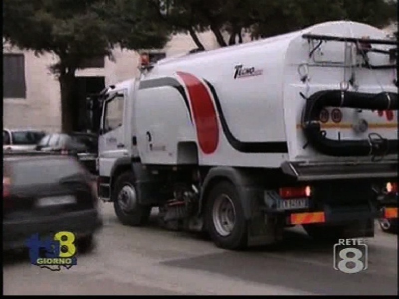 Nuovi automezzi a Pescara per la raccolta rifiuti - Politica Pescara ...