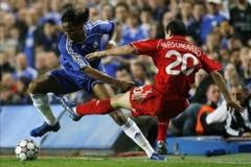 Piccoli Fans Nella Partita Chelsea Liverpool Cronaca Nazionale L