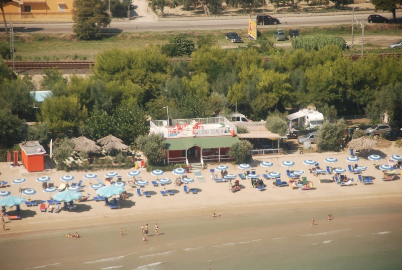 Piovono multe sul lido di Pineto (Te) e i turisti scappano! - Cronaca ...