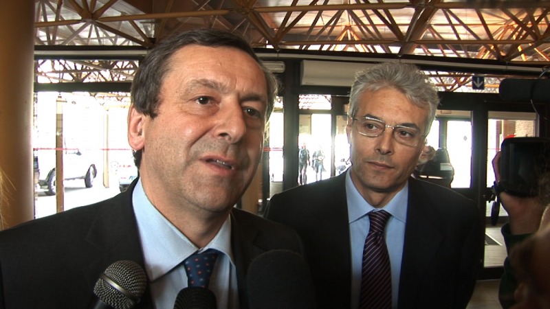 Profumo a L'Aquila, la proroga dell'elezione del Rettore prevista per ... Profumo a L'Aquila, la proroga dell'elezione del Rettore prevista per ...