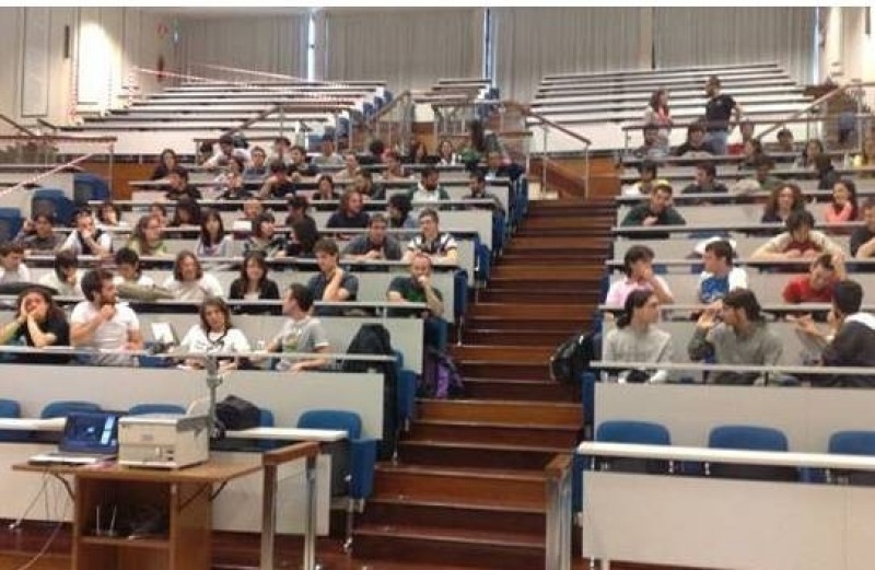 L'Università dell'Aquila si presenta ai turisti: info point in Piazza ...